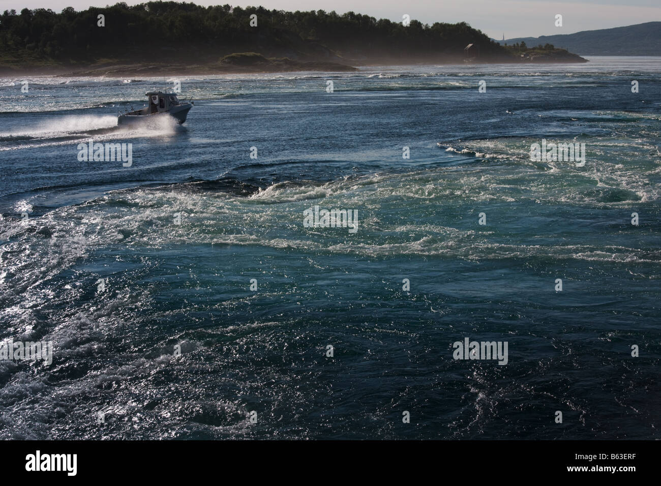 Maelstrom of saltstraumen Banque de photographies et d’images à haute ...