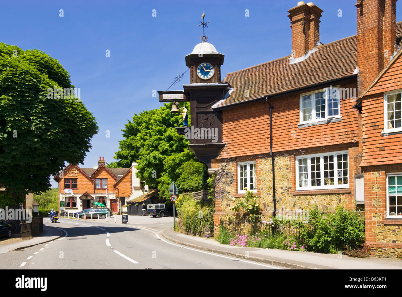 Abinger village Banque de photographies et d’images à haute résolution ...
