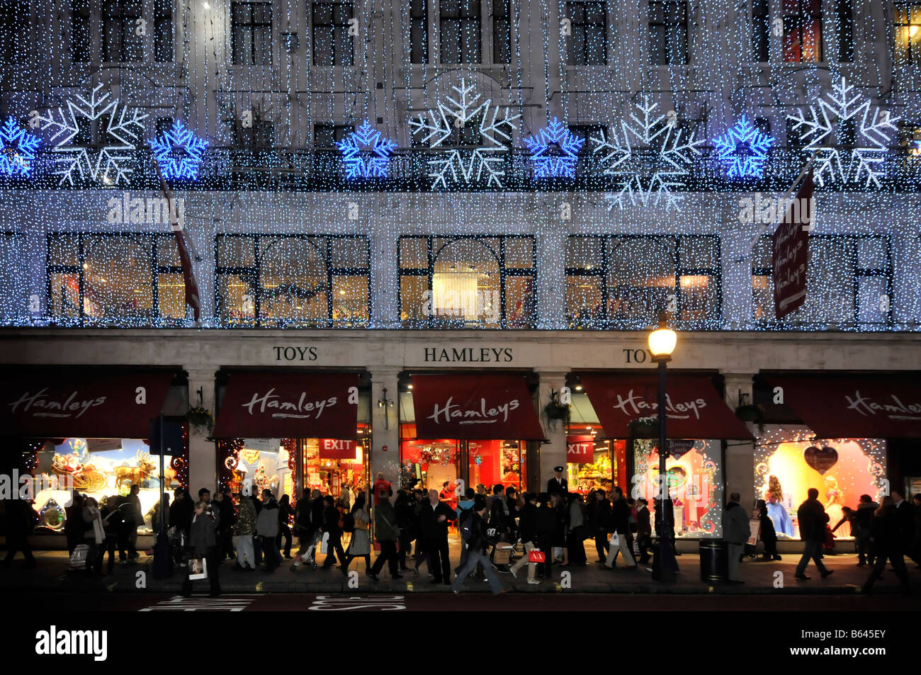 Hamleys toys Banque de photographies et d’images à haute résolution - Alamy