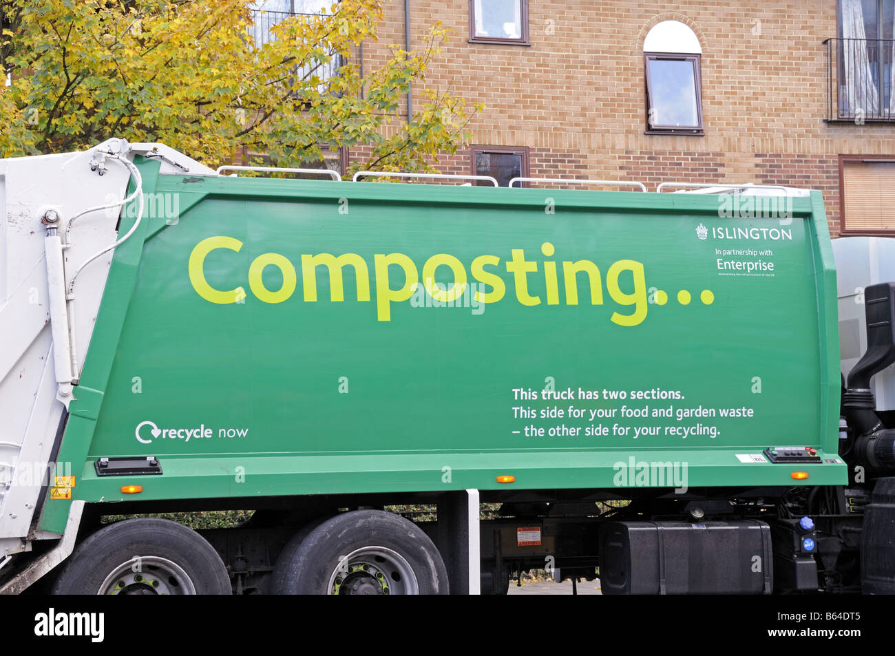 Camion de collecte de compost Banque de photographies et d’images à ...