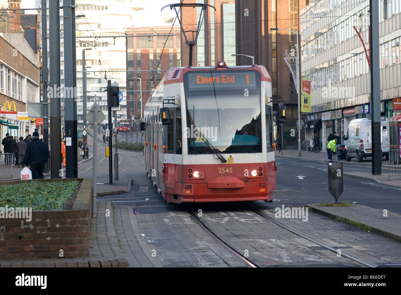 Tram croydon Banque de photographies et d’images à haute résolution - Alamy
