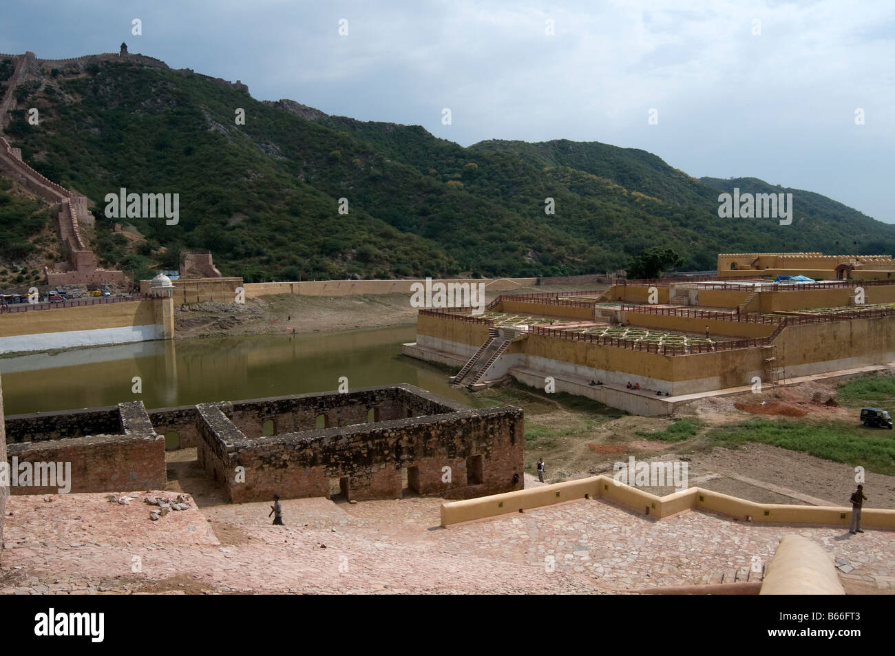 Ambre lake Banque de photographies et d’images à haute résolution - Alamy
