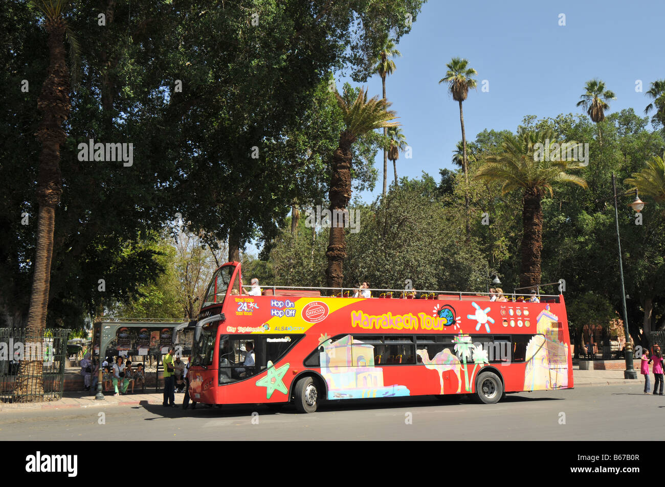 Bus maroc Banque de photographies et d’images à haute résolution - Alamy