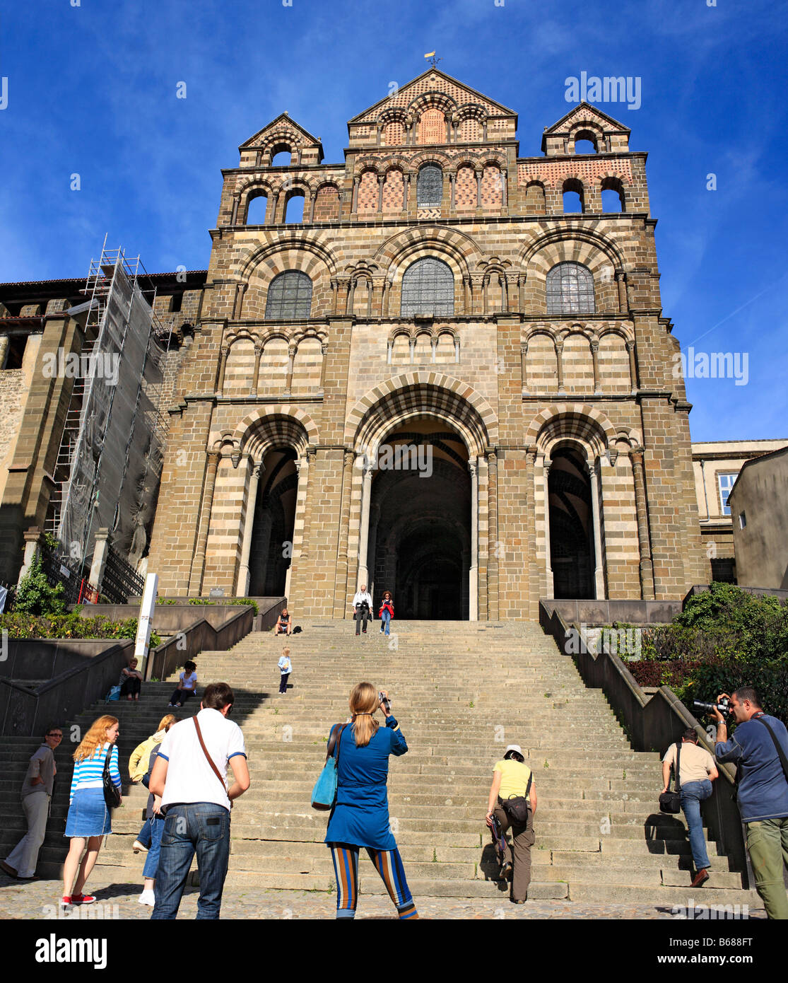 Cathédrale Notre Dame (12ème siècle), Le Puy en Velay, Auvergne, France Photo Stock - Alamy