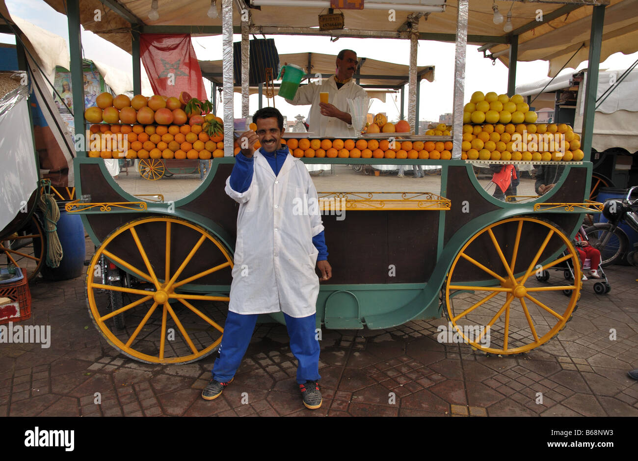 Vendeur d'orange au maroc Banque de photographies et d’images à haute ...