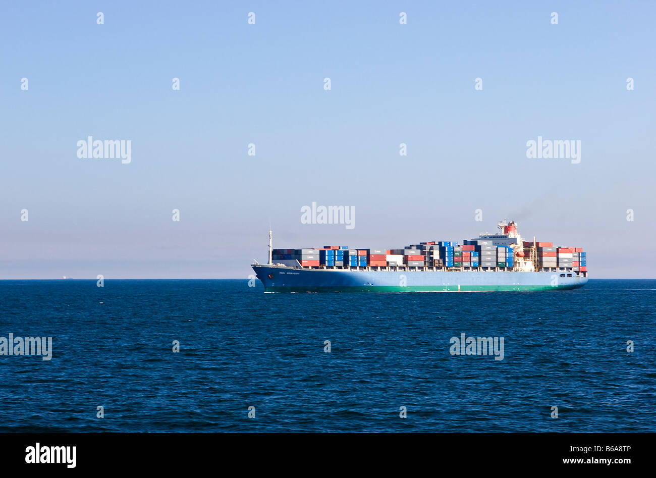 Cargo en mer Banque de photographies et d’images à haute résolution - Alamy