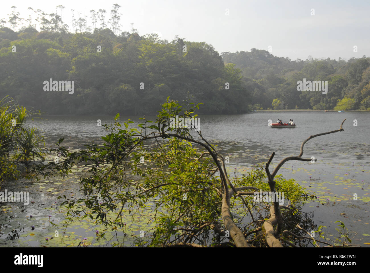 Lac pookot Banque de photographies et d’images à haute résolution - Alamy