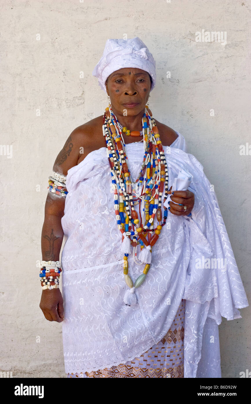 Prêtre Voodoo Mami Wata portrait, Aneho Togo, Afrique du Sud Photo ...
