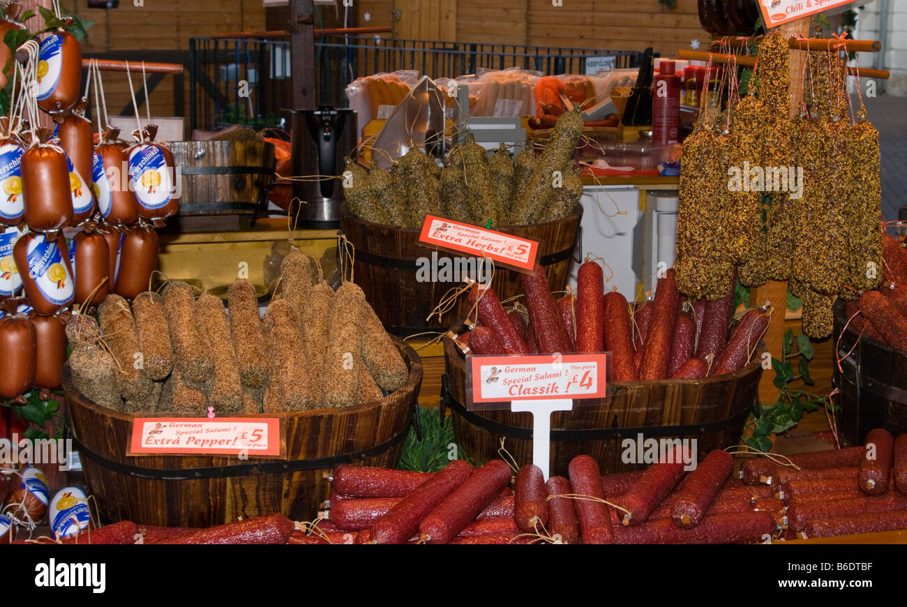 Stand de saucisses et de viande Banque de photographies et d’images à haute résolution - Alamy