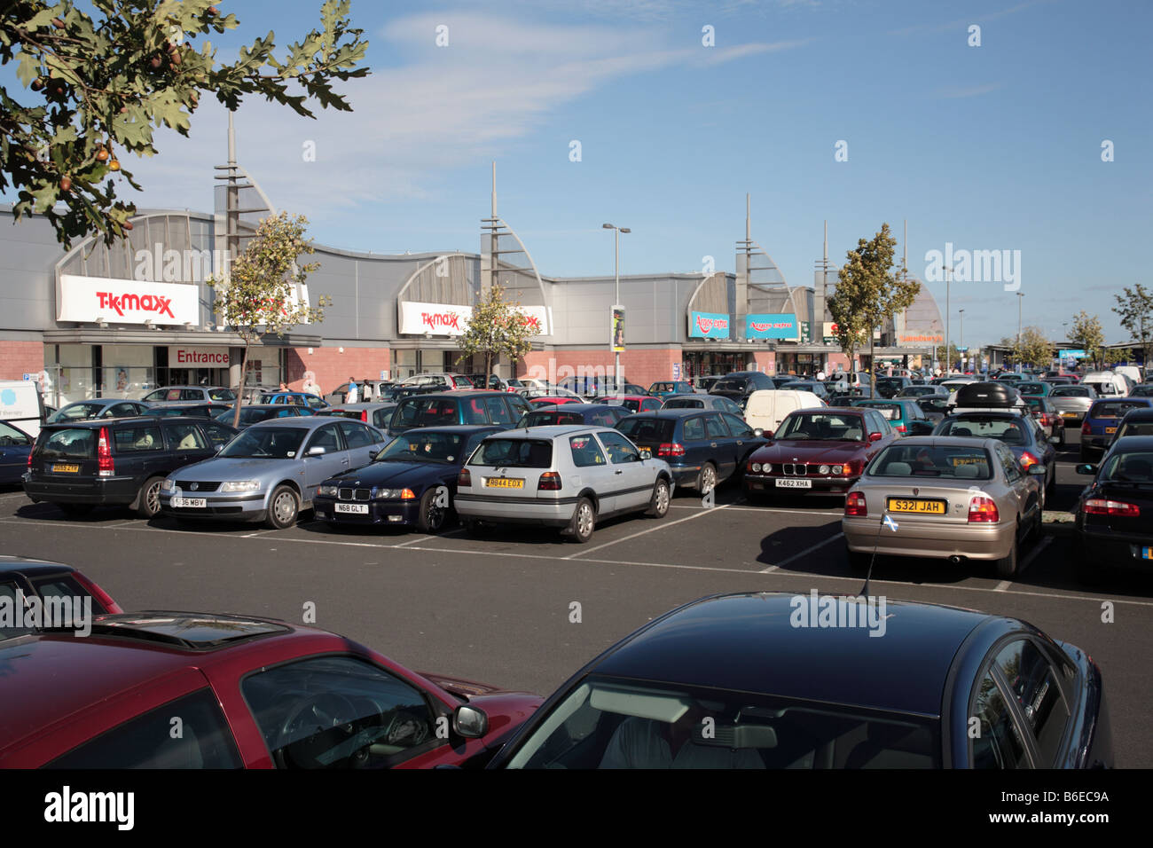 Castle vale retail park Banque de photographies et d’images à haute ...