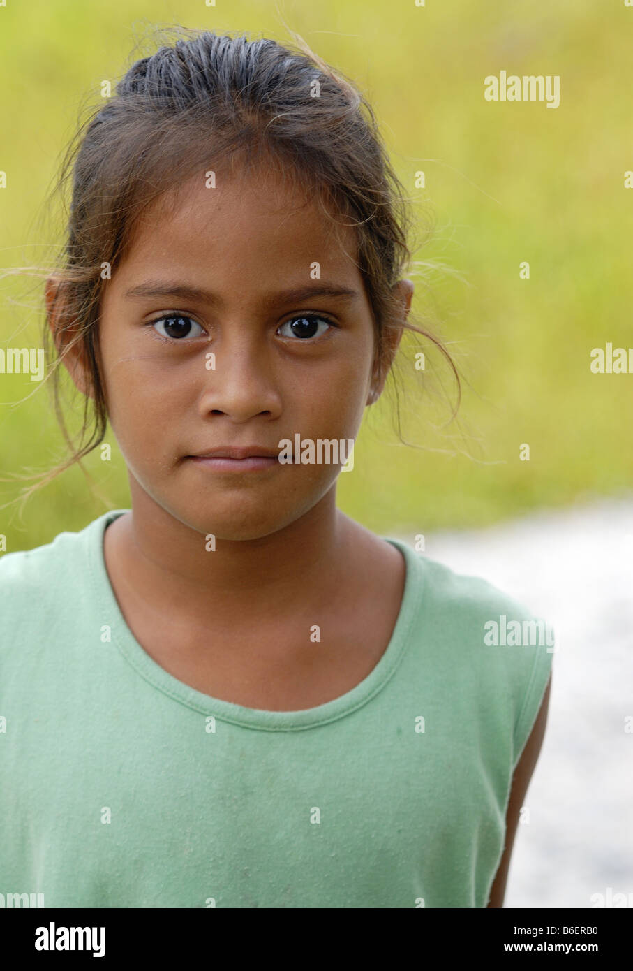 Young Polynesian Girl In Bora Bora Banque De Photographies Et Dimages