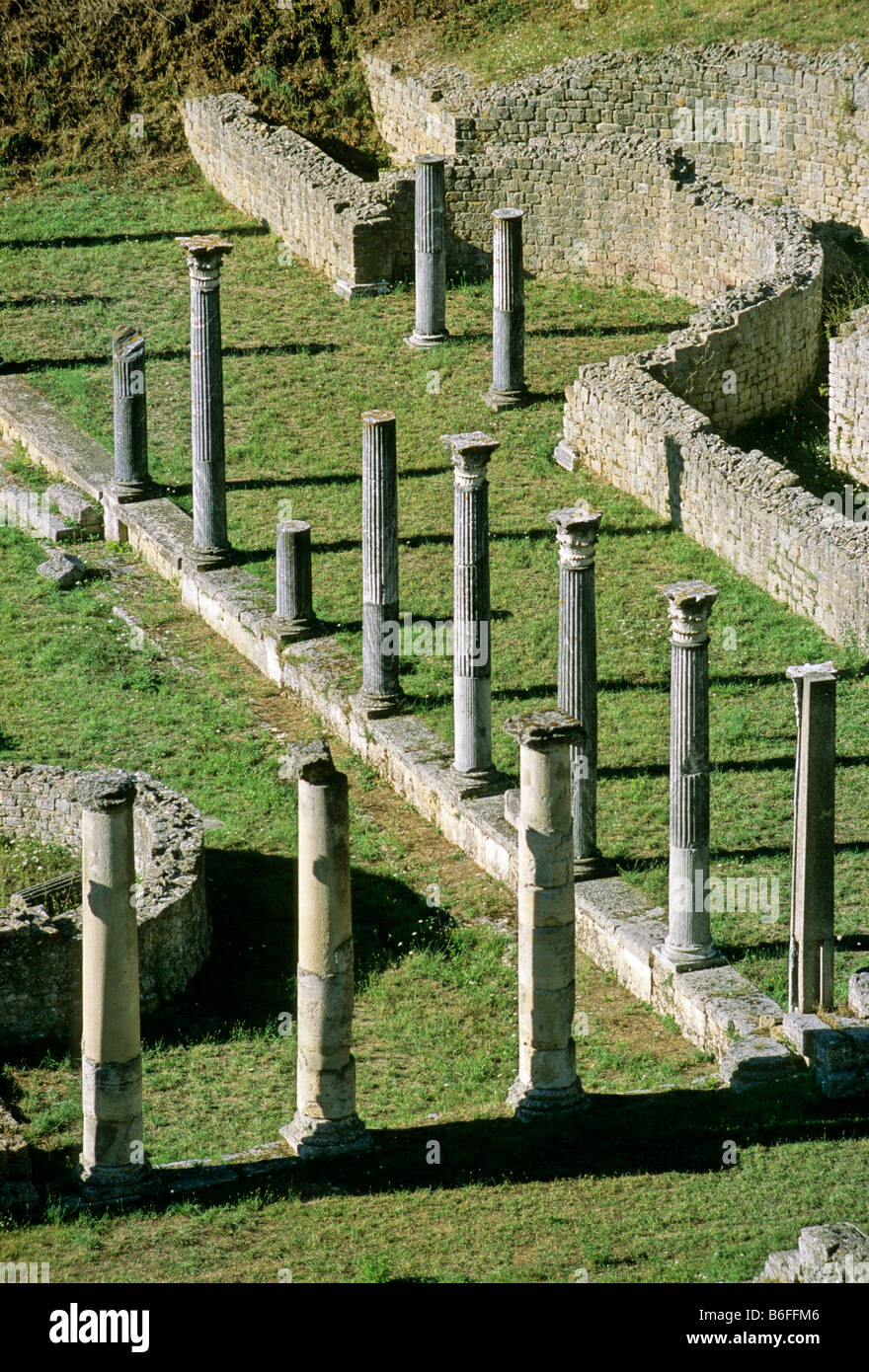 Les colonnes d'un théâtre romain, le théâtre romain, Volterra, Province ...