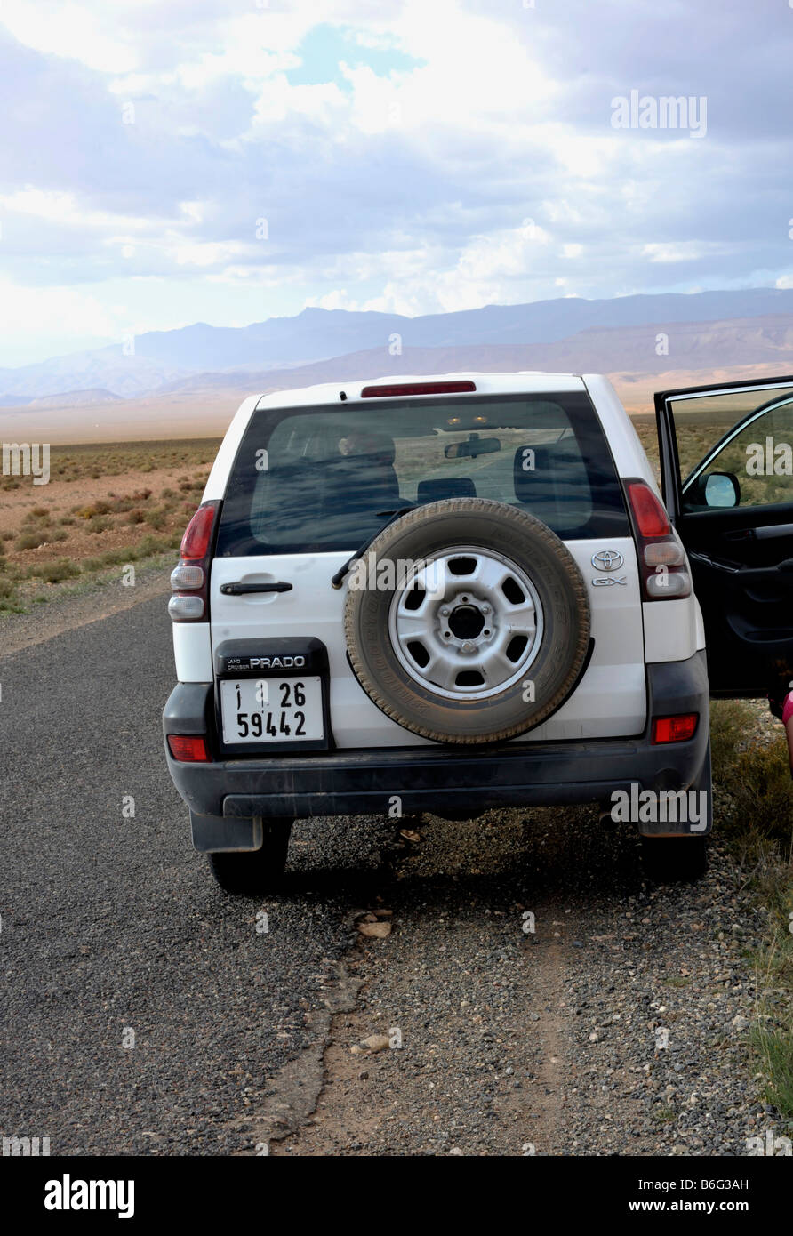 Toyota prado Banque de photographies et d’images à haute résolution - Alamy