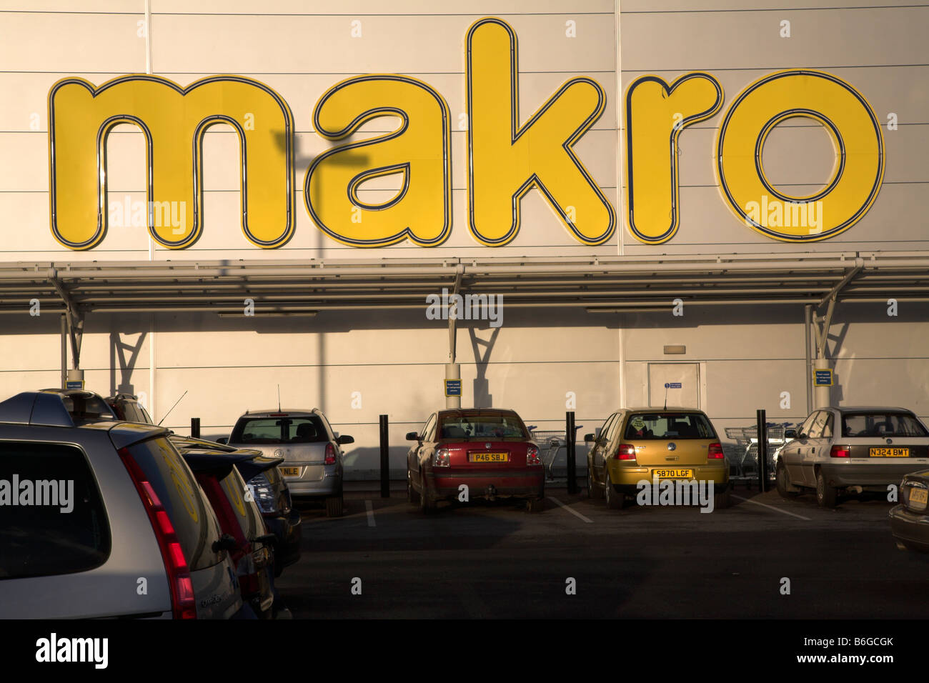 Makro shop Banque de photographies et d’images à haute résolution - Alamy