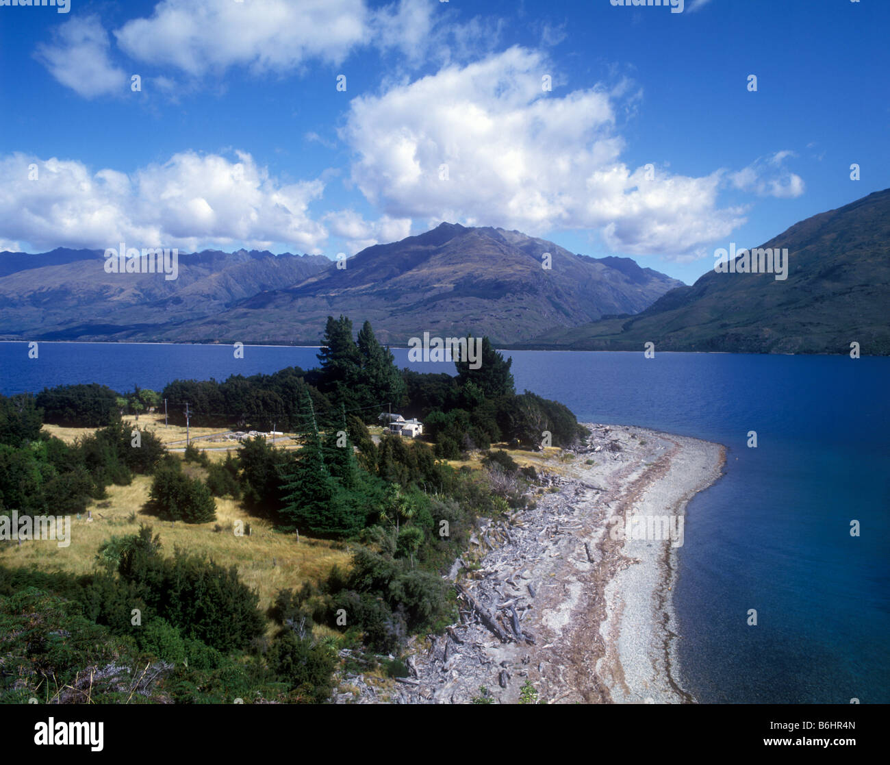 Vue du lac Wanaka, Nouvelle-Zélande suite du plus grand lac de la ...