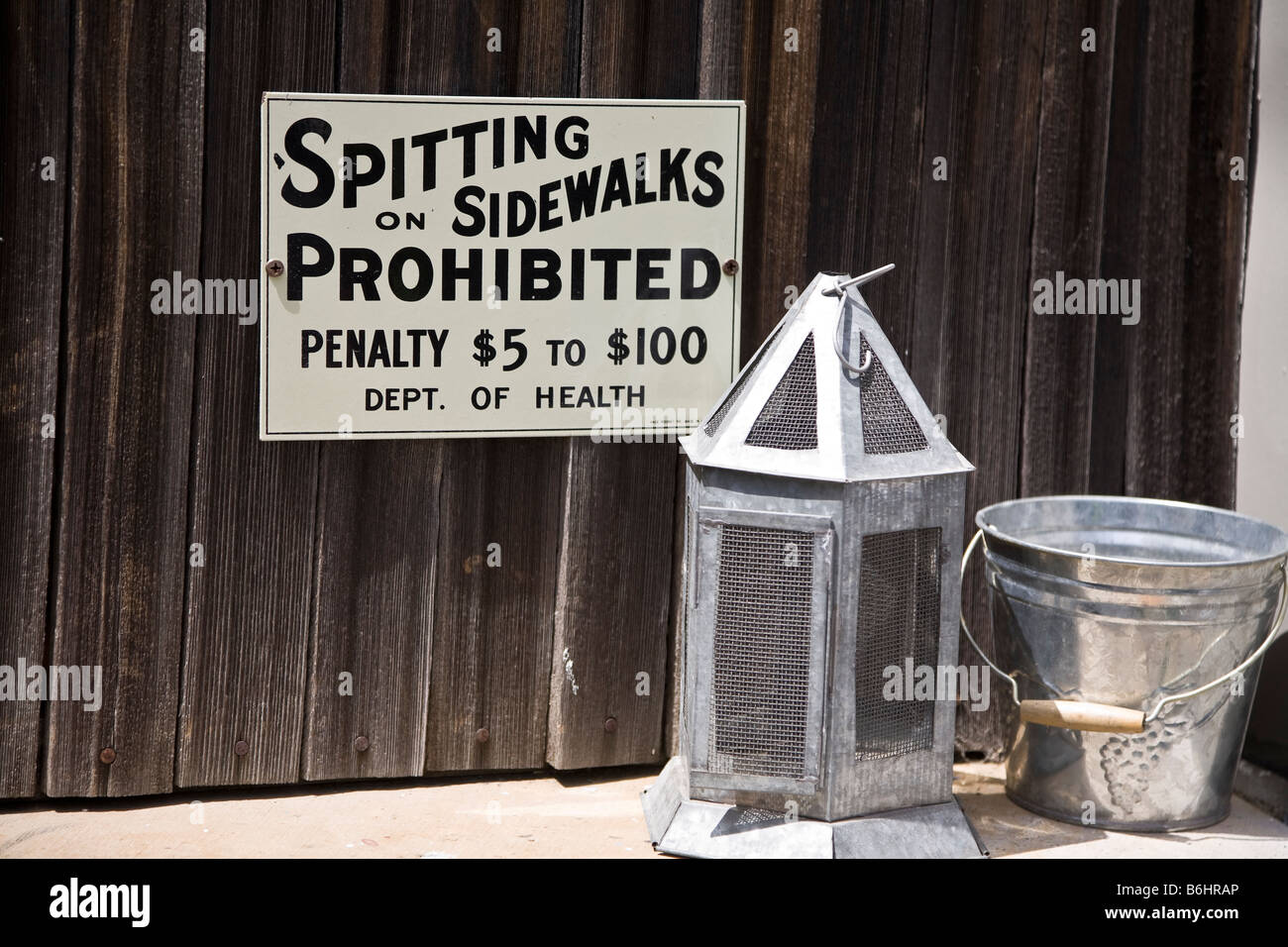 Spitting bucket Banque de photographies et d’images à haute résolution ...
