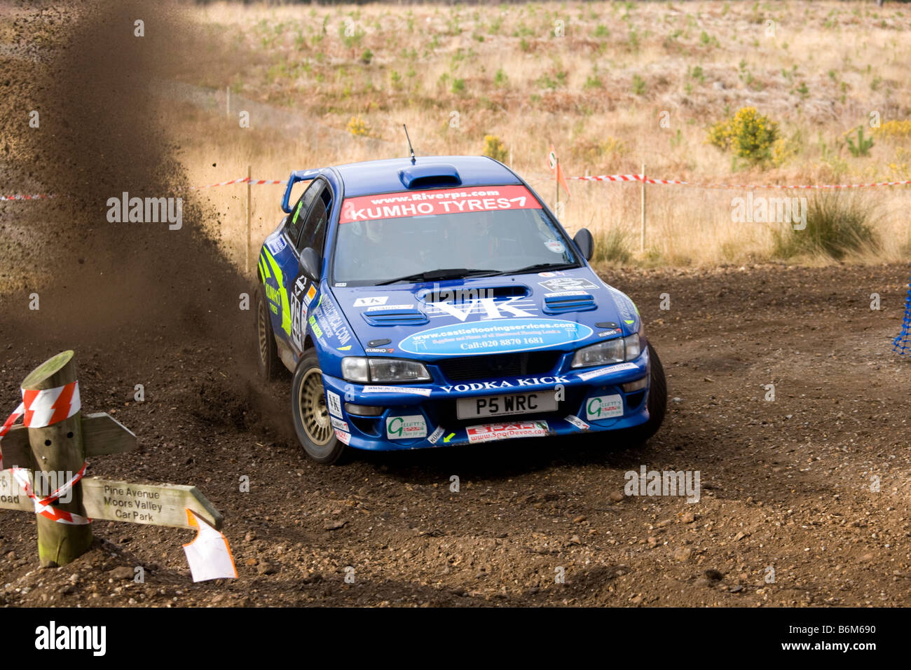 Alan Cookson et Julian Wilkinson dans leur Subaru Impreza WRC 2008 ...