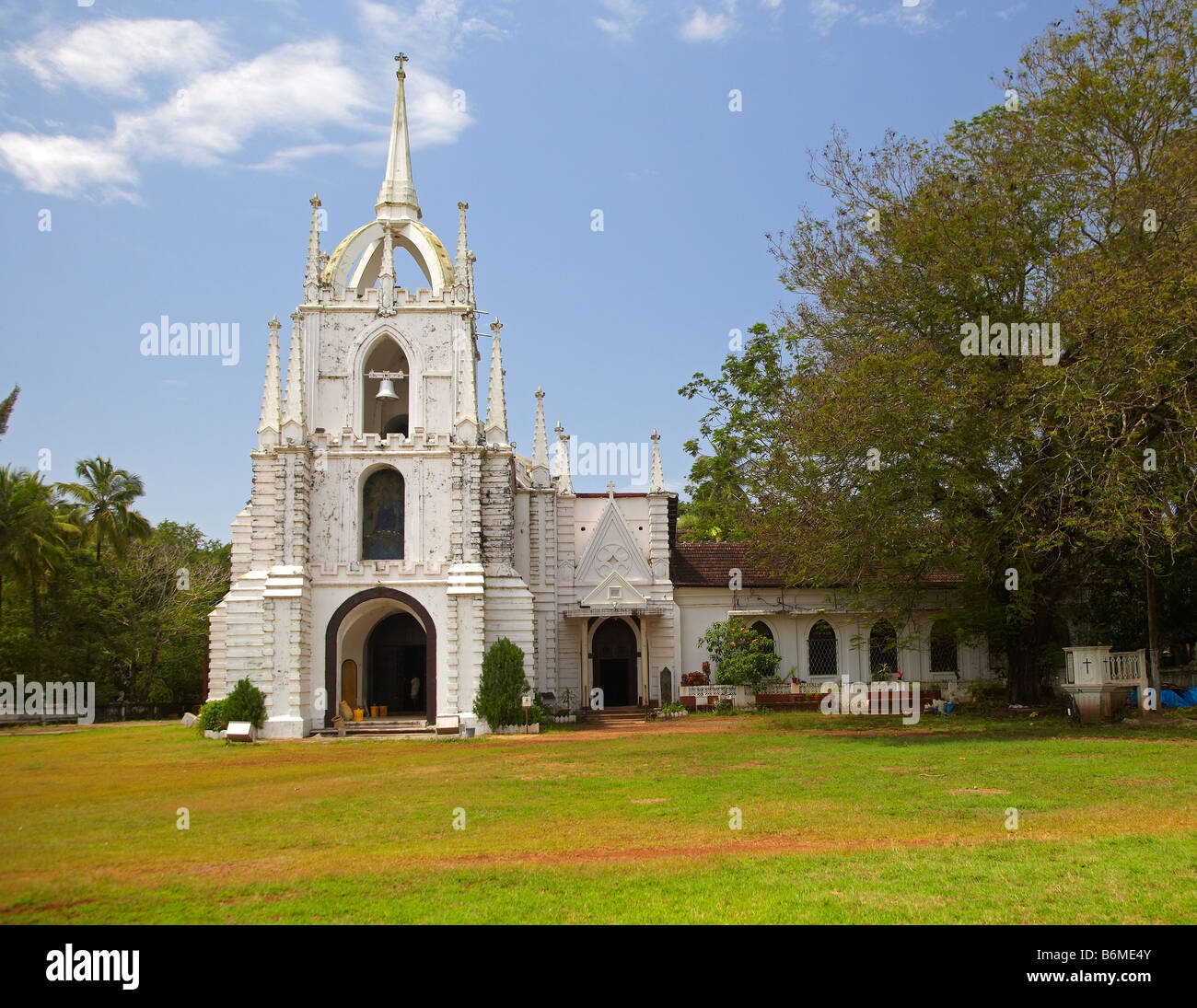 Saligao church goa india Banque de photographies et d’images à haute ...