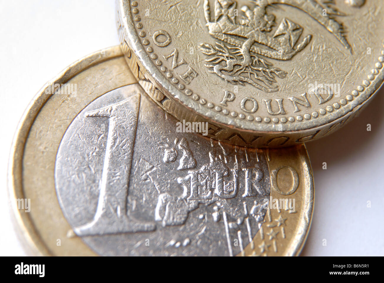 Livre et euro Banque de photographies et d’images à haute résolution ...