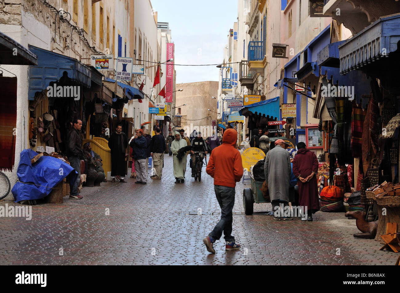 Scène de rue marocaine Banque de photographies et d’images à haute ...