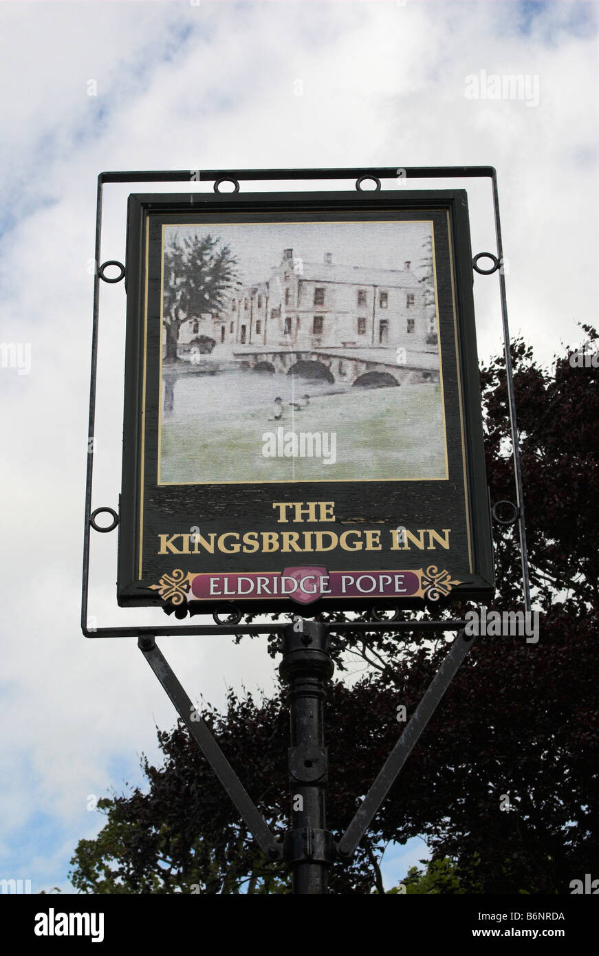 Le kingsbridge inn Banque de photographies et d’images à haute ...