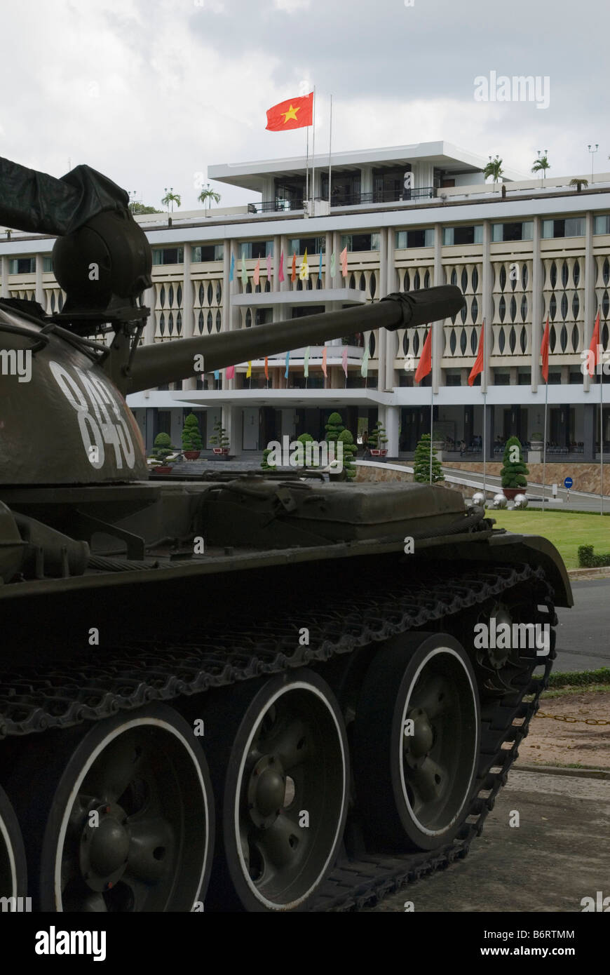 Tank reunification palace ho chi Banque de photographies et d’images à haute résolution - Alamy