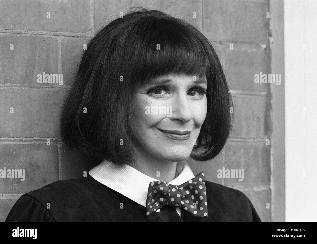 Actress fenella fielding Banque de photographies et d’images à haute ...