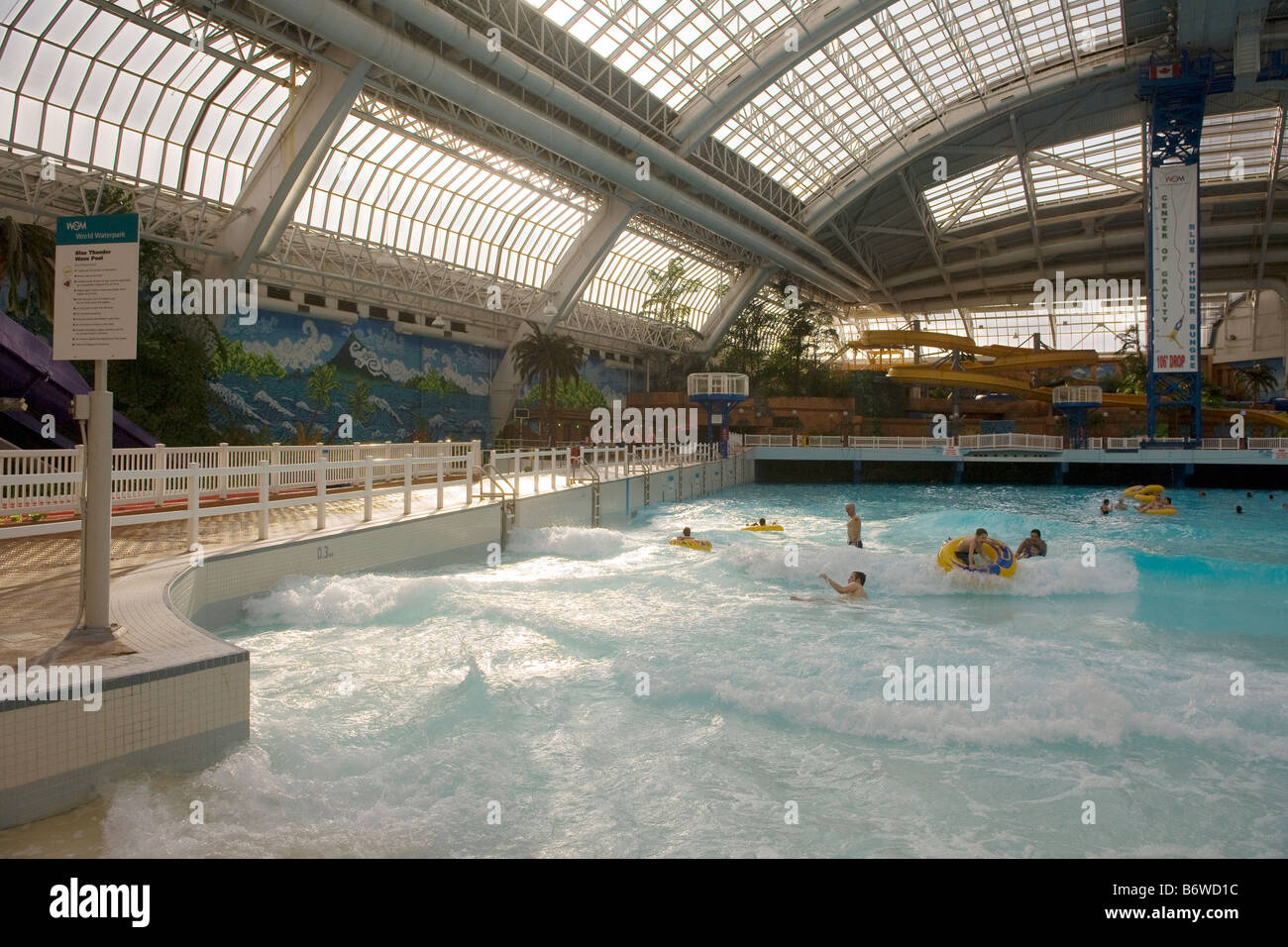 West edmonton mall canada Banque de photographies et d’images à haute ...