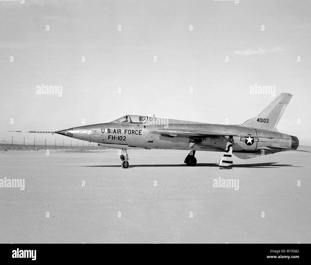F 102 Banque de photographies et d’images à haute résolution - Alamy