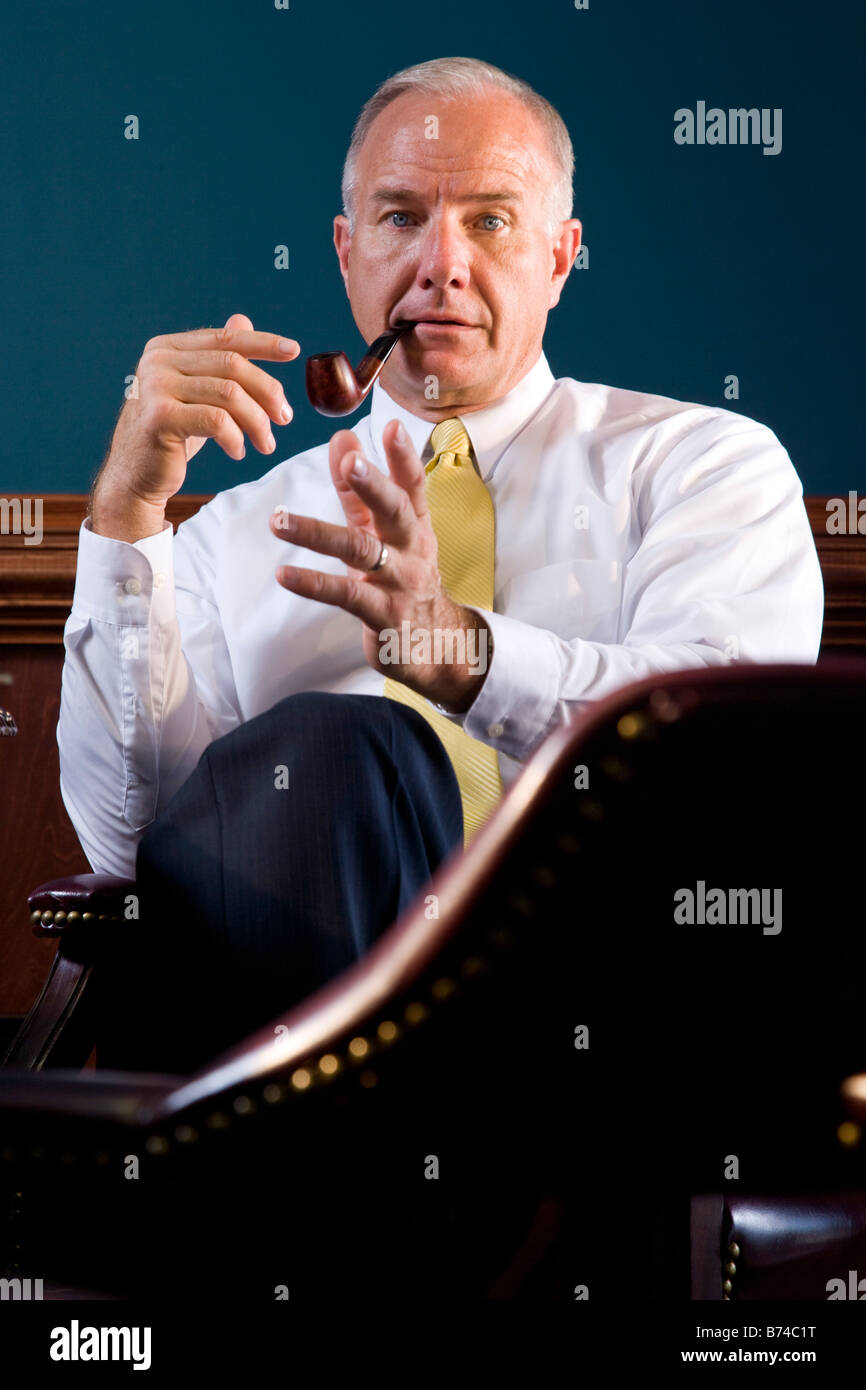 Portrait dans la salle de conférence pipe Photo Stock - Alamy