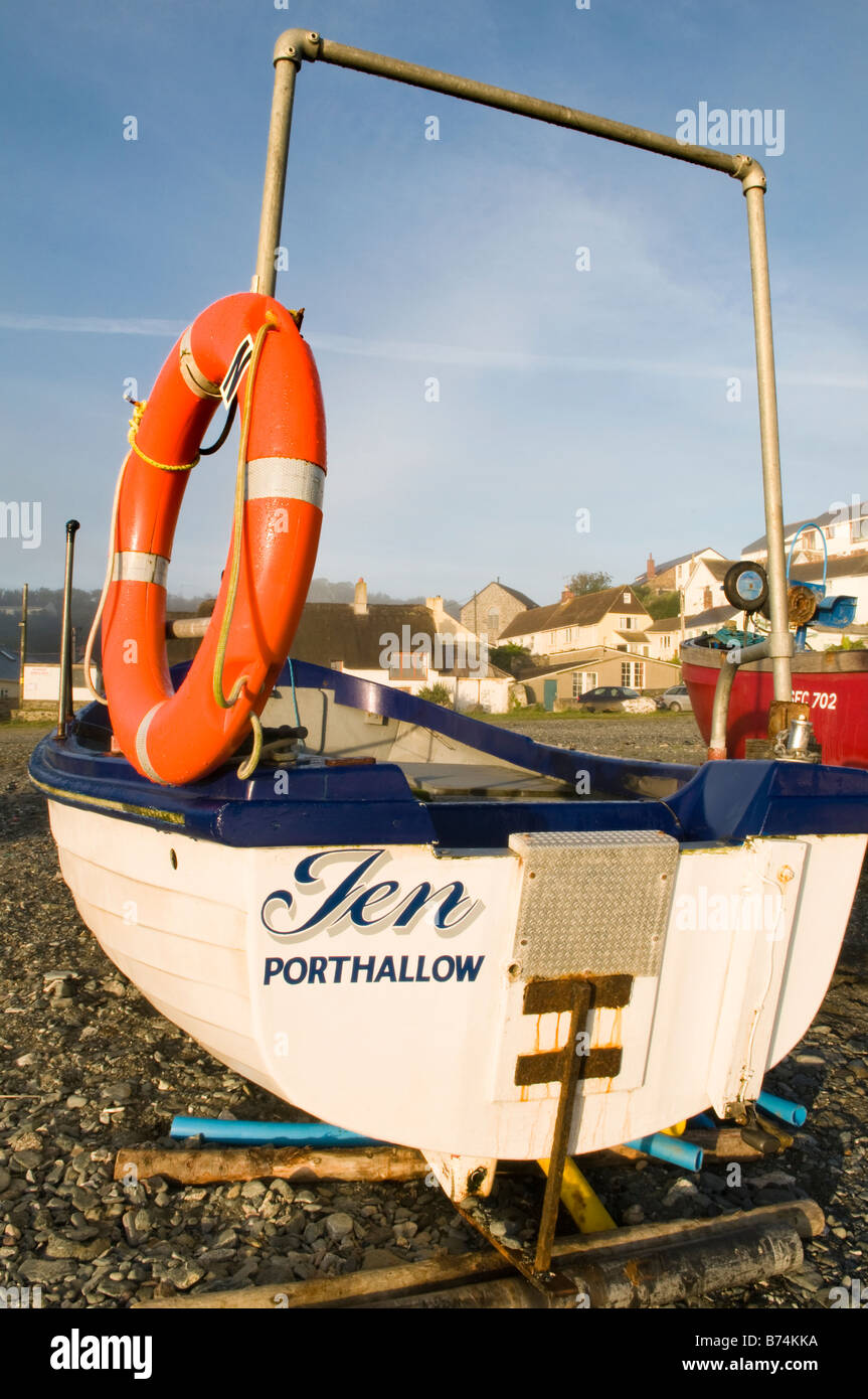 Porthallow beach Banque de photographies et d’images à haute résolution ...