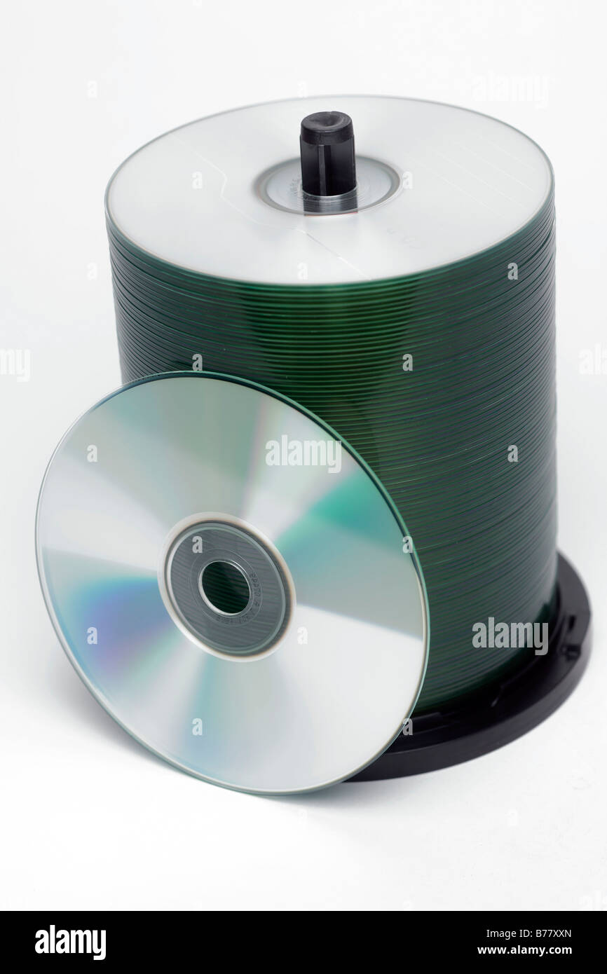 Piles de cds Banque de photographies et d’images à haute résolution - Alamy