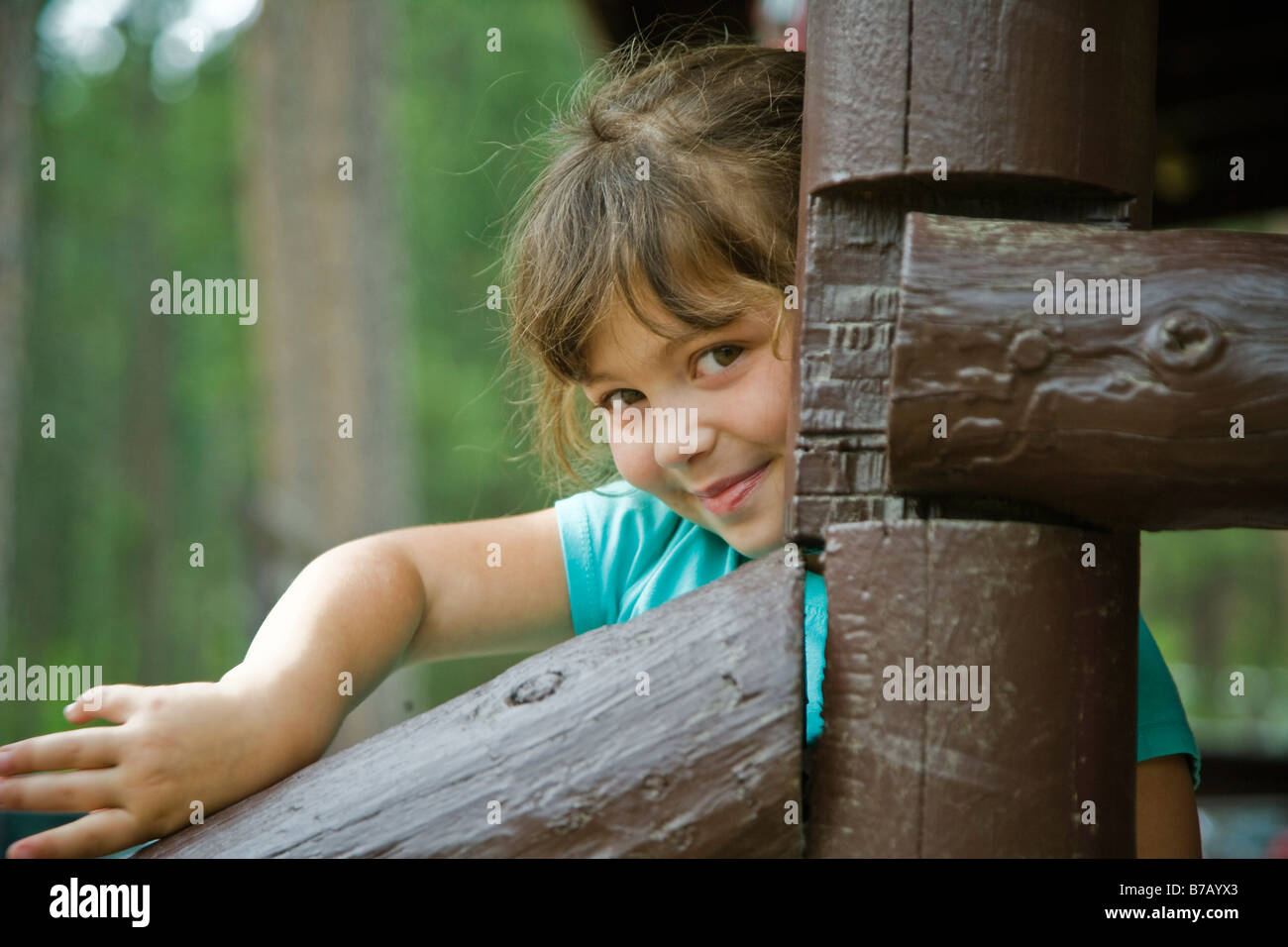 Jeune Fille De 7 Ans Qui Pose Banque De Photographies Et Dimages à