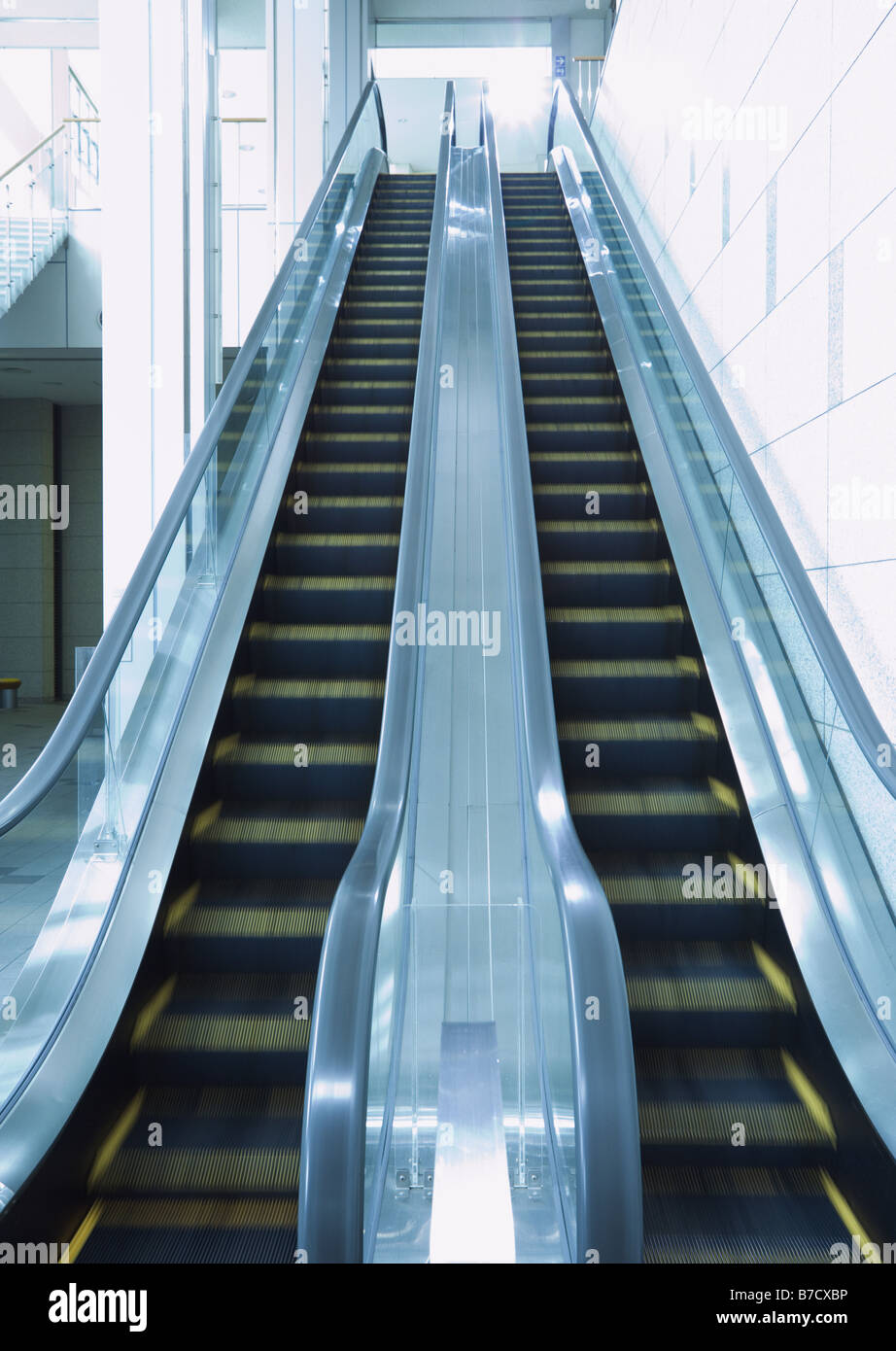 Grand escalator Banque de photographies et d’images à haute résolution ...