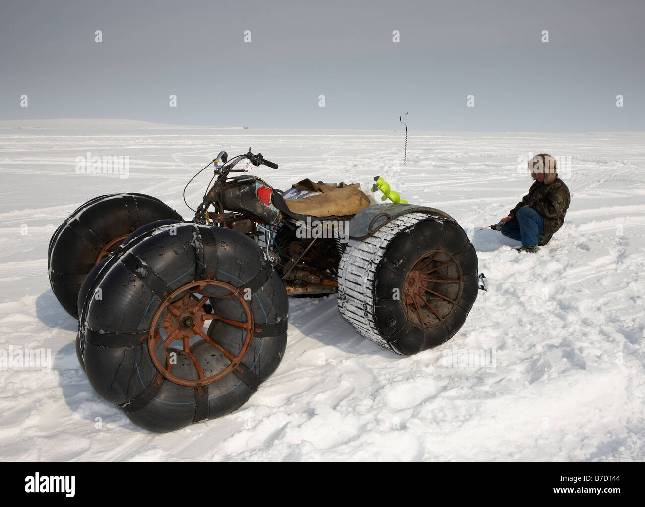 Quatre 4 roues Banque de photographies et d’images à haute résolution ...