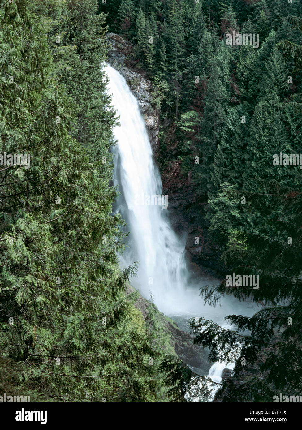 Wallace Falls est l'un des plus célèbres Cascades Cascades dans le Nord ...