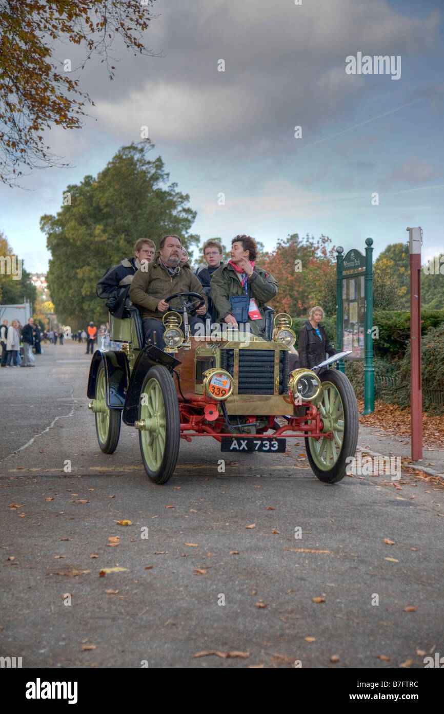 Mr malcolm barber Banque de photographies et d’images à haute ...