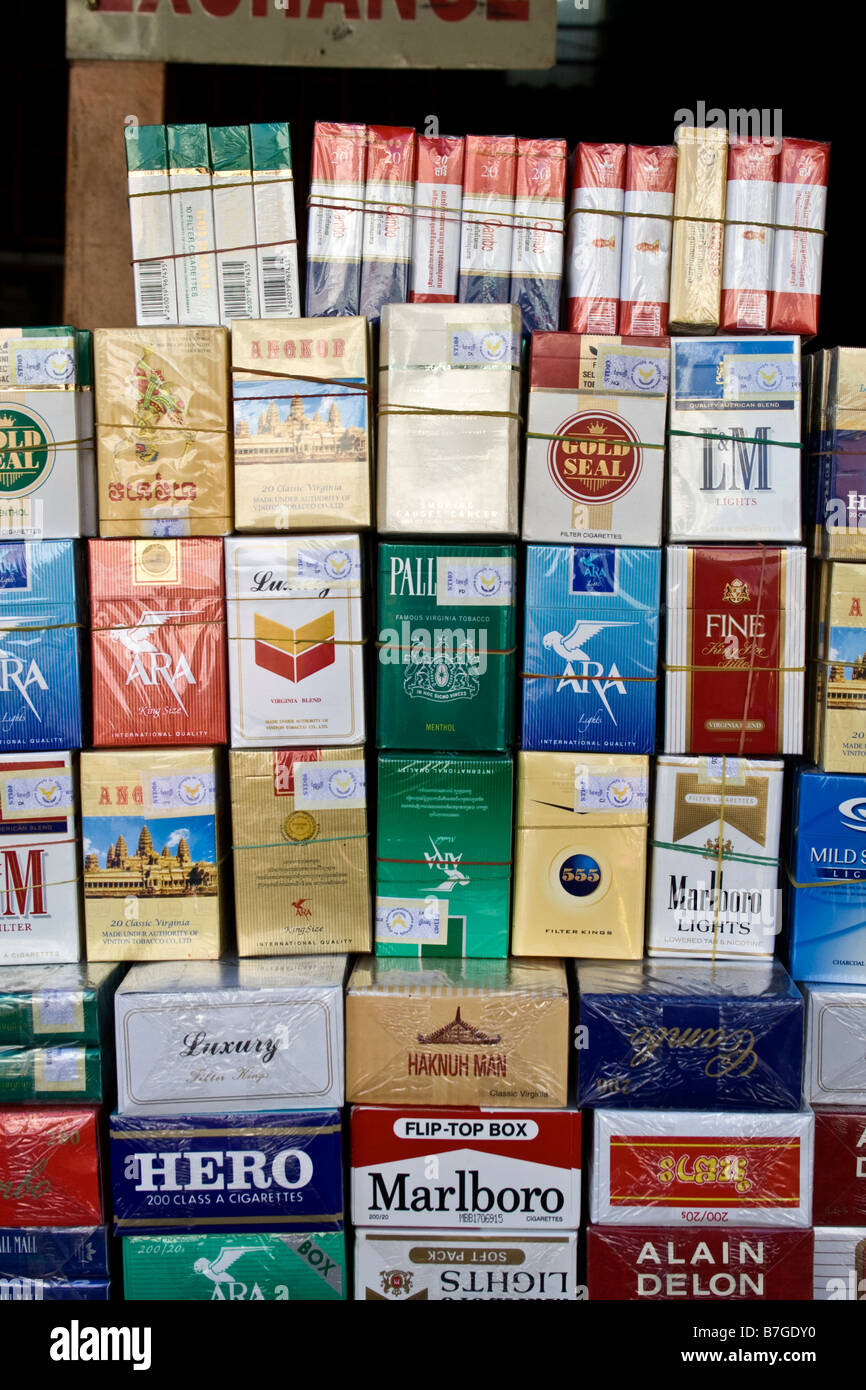 Cigarettes en vente Banque de photographies et d’images à haute ...