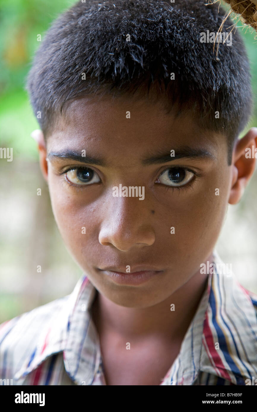 Jeune garçon indien au Kerala, en Inde Photo Stock - Alamy
