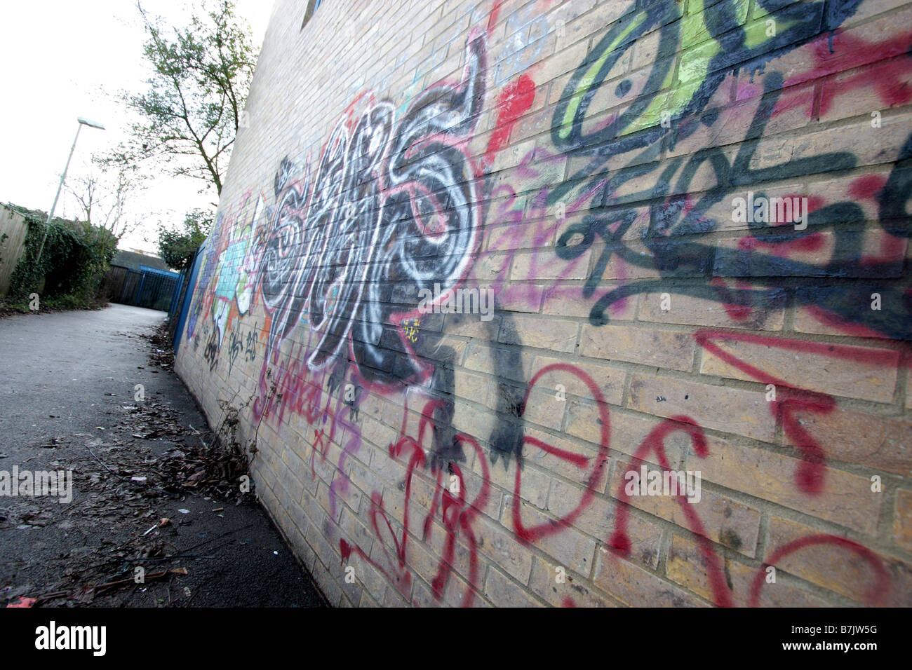Graffiti sur le mur Banque de photographies et d’images à haute ...