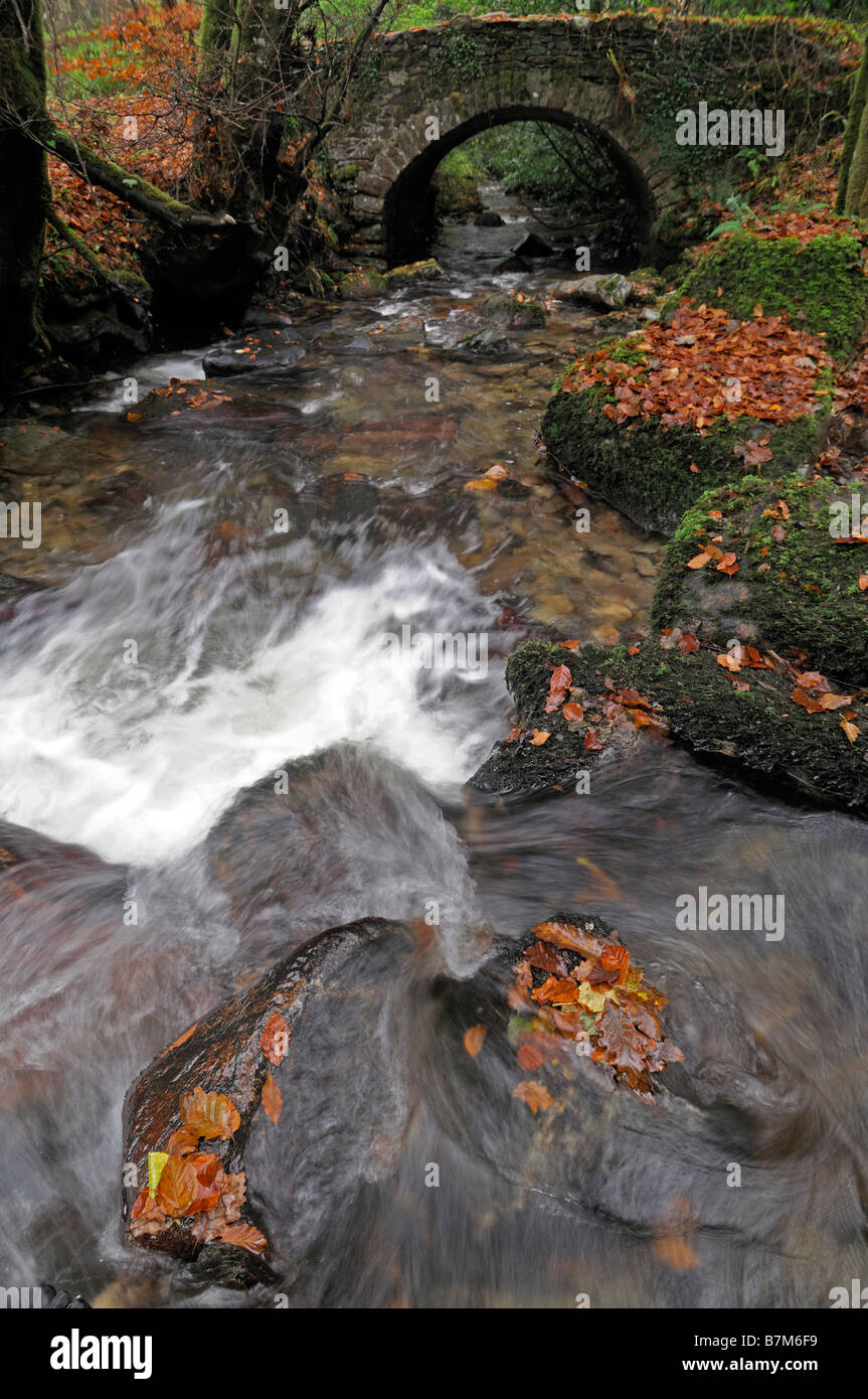 Rustic arch Banque de photographies et d’images à haute résolution - Alamy