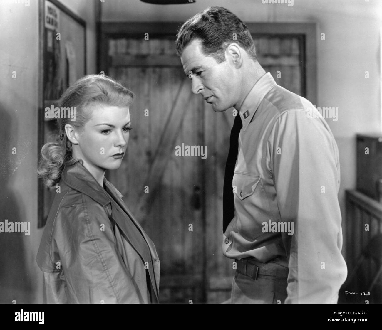 La femme sur la plage femme sur la plage, l'Année : 1947 - usa Nan Leslie, Robert Ryan Directeur ...
