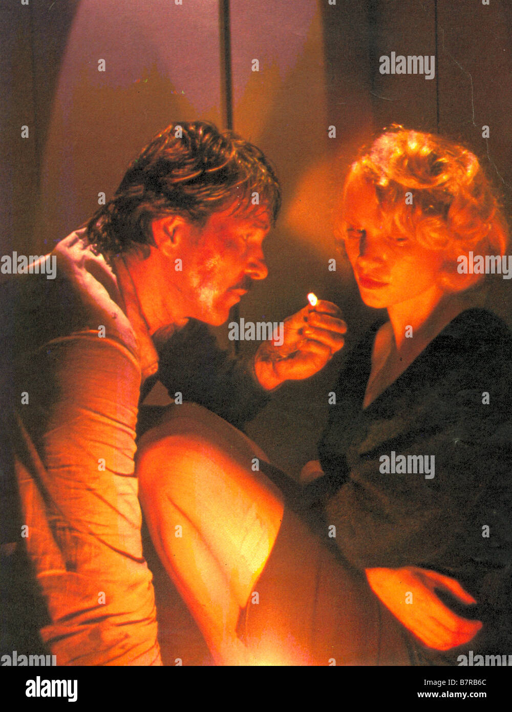 En dérangement ABWÄRTS Année : 1984 - L'Allemagne de l'Ouest Renée ...