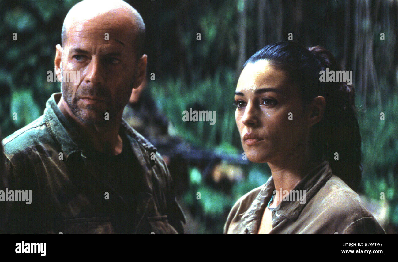 Bruce willis monica bellucci tears Banque de photographies et d’images ...
