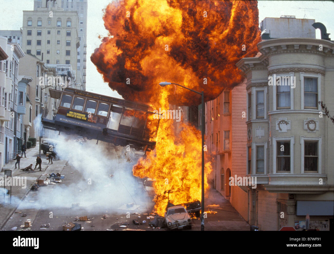 Michael bay explosion Banque de photographies et d’images à haute ...