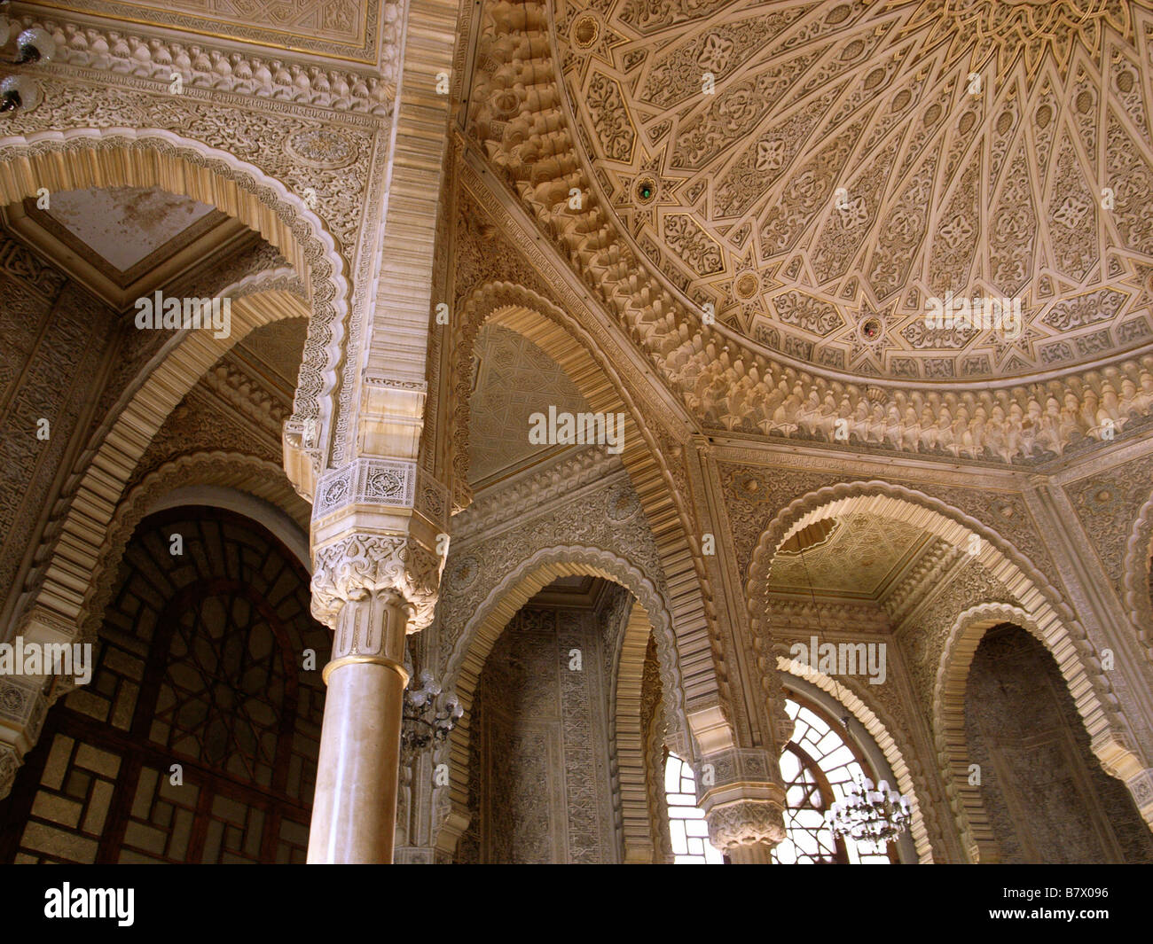 Algerian architecture islamique Banque de photographies et d’images à haute résolution - Alamy