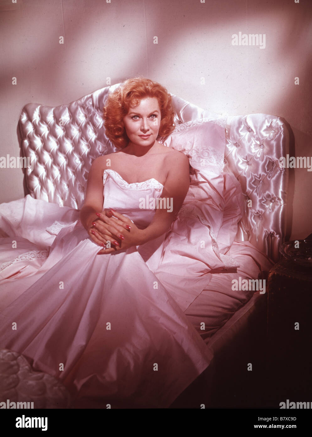 Rhonda fleming Banque de photographies et d’images à haute résolution ...