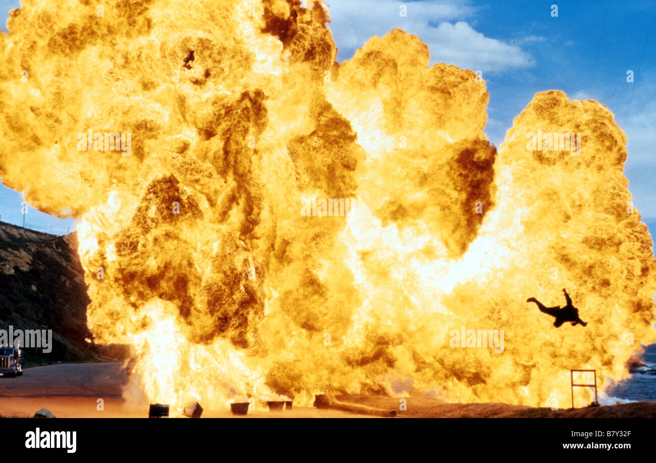 Michael bay explosion Banque de photographies et d’images à haute ...