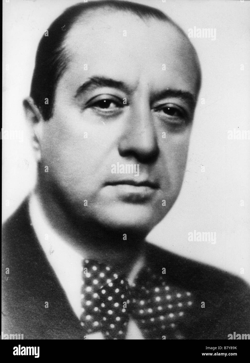 Raimu cinéma Banque de photographies et d’images à haute résolution - Alamy