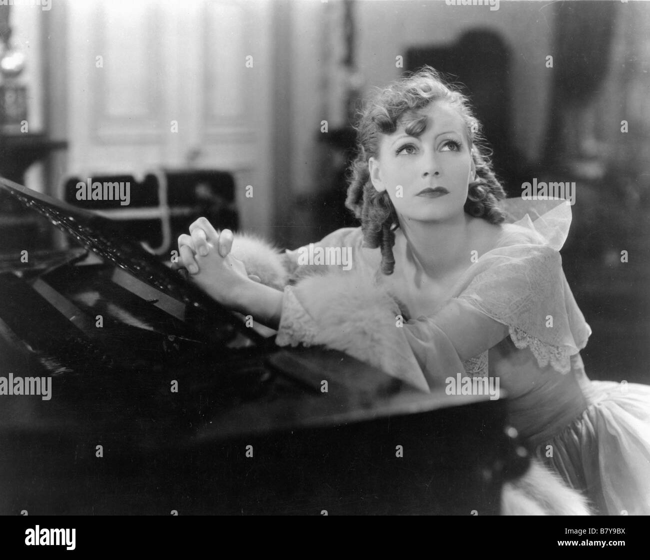 Romance Romance Année : 1930 USA Greta Garbo écrit Edwin Justus Mayer Bess Meredyth Photo Stock ...